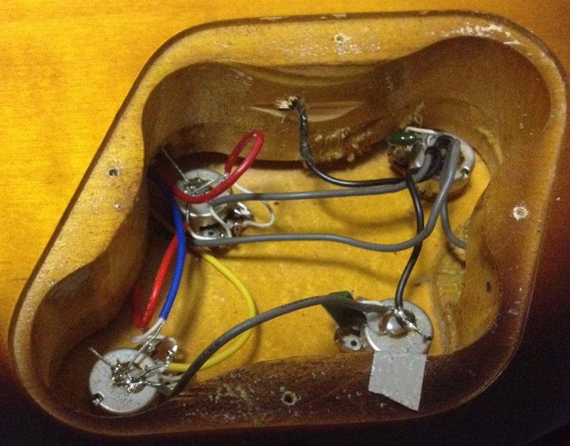 Wiring Anomaly - Electronics Chat - ProjectGuitar.com