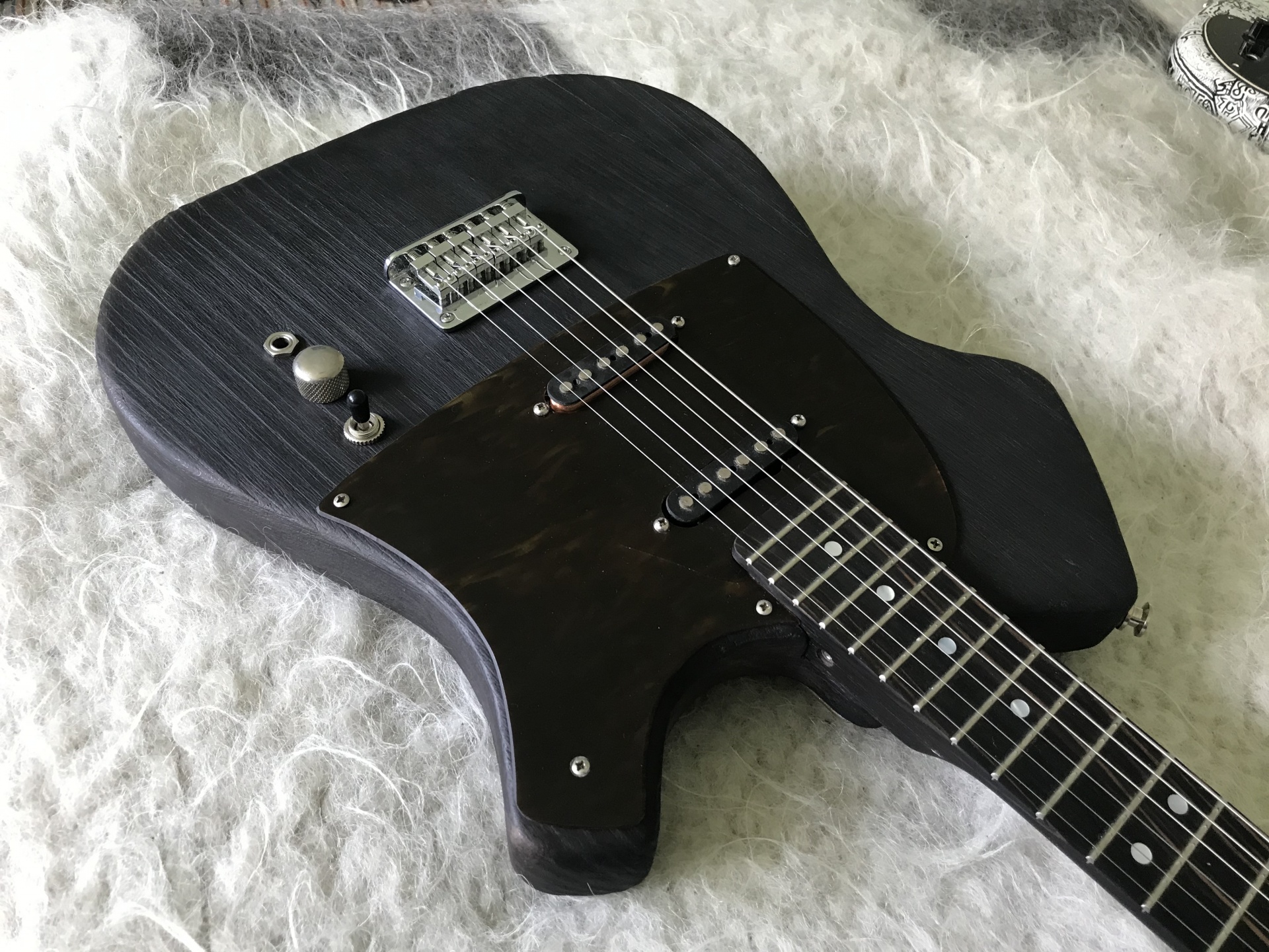 Tele(ish)caster-now on fire? - In Progress and Finished Work ...